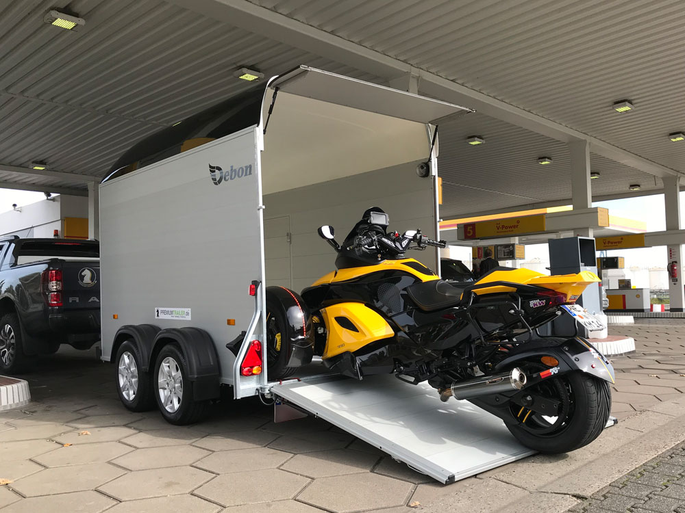 Debon Trailers Transportanhänger